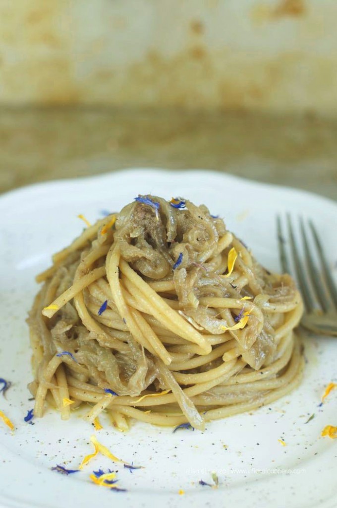 Bigoli in salsa, alla veneta con sarde sotto sale - Il Fior di Cappero